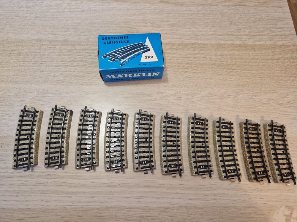 Märklin 10 x 5101 gebogenes gleis M H0 (2) (Gebraucht) in St-Aubin ...