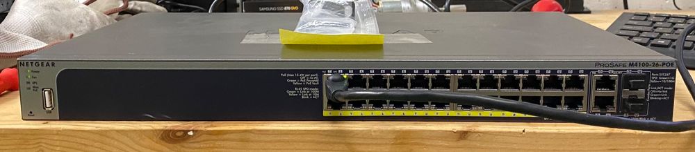 Netgear ProSafe M4100-26-POE Rack | Kaufen auf Ricardo