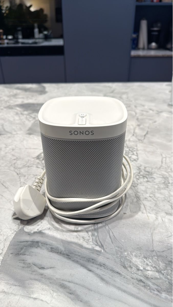 Sonos One (Gen 2) Smart Speaker - Grey - Great Sound! (Gebraucht) in ...