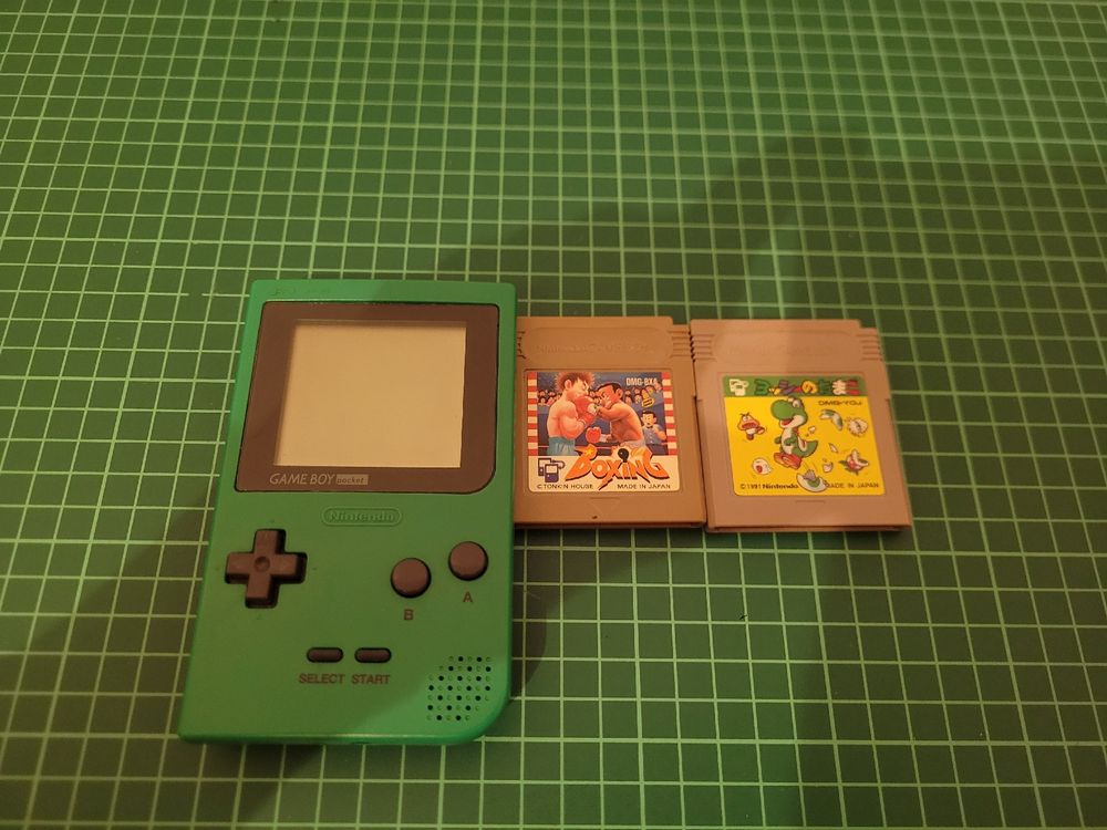 Green Game Boy Pocket Bundle - Boxing and Yoshi Games (Gebraucht) in ...