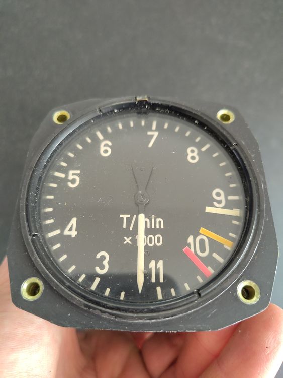 Tourenzähler, aus Venom-Jet (Flugzeug) (Gebraucht) in Bern für CHF 58 ...