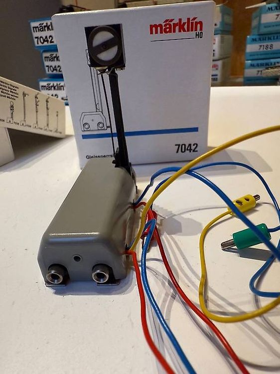 Märklin 7042 Gleissperrsignale (Gebraucht) in Winterthur für CHF 44 ...