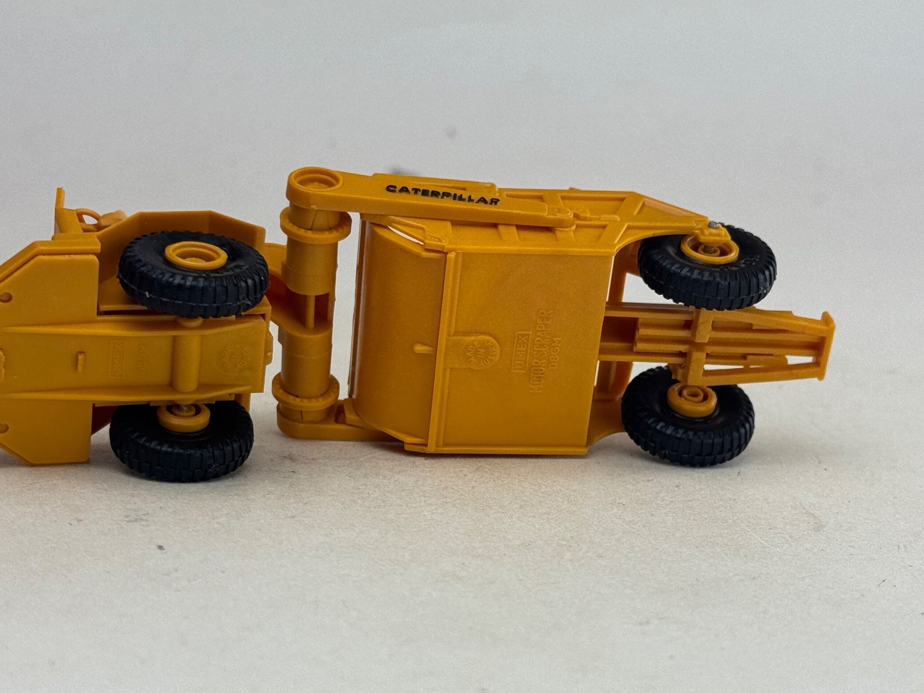 GB2- UMEX Motor Scraper orange (Gebraucht) in Elm für CHF 7 – mit ...