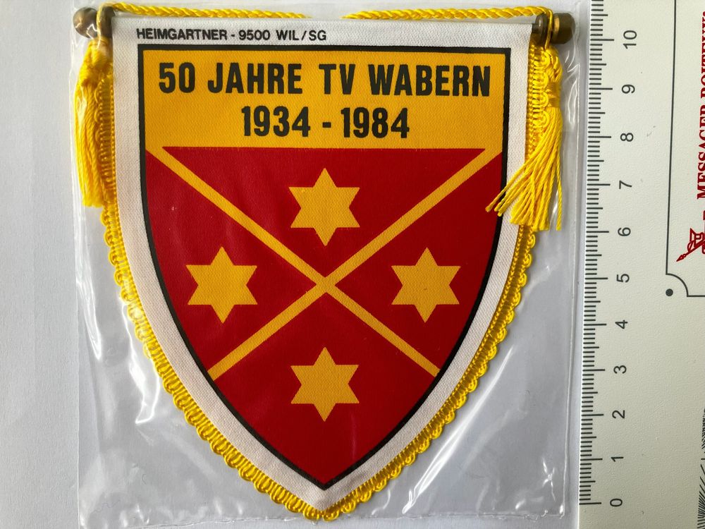 Vintage Fanion/Wimpel 50 JAHRE TV WABERN (Neu und originalverpackt) in Gland für CHF 10 – mit ...