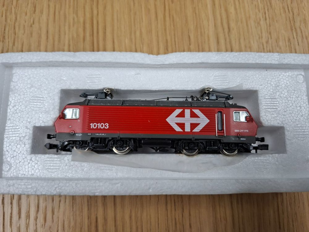 Roco Re 4/4 IV 10103 Spur N (Gebraucht) in Liesberg Dorf für CHF 59 ...