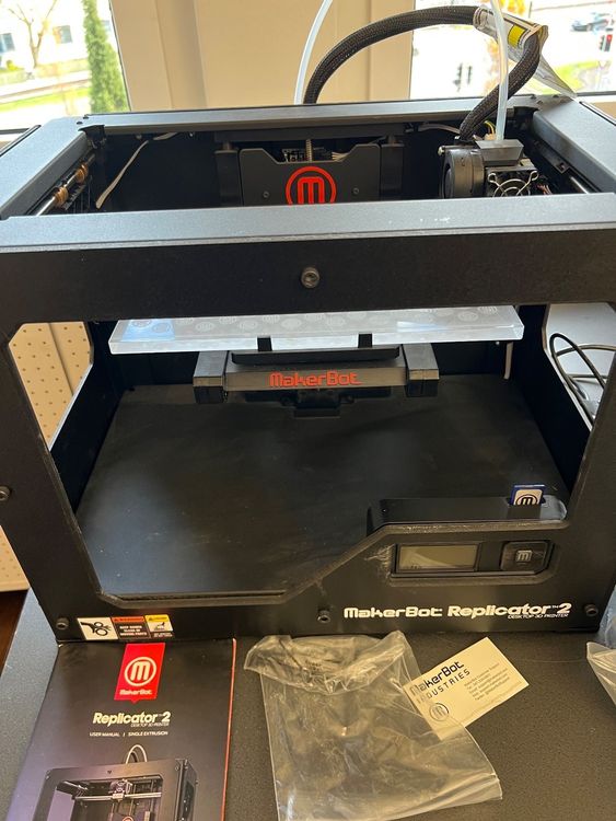 MakerBot Replicator 2 NEU AB CHF 1.00 | Kaufen auf Ricardo