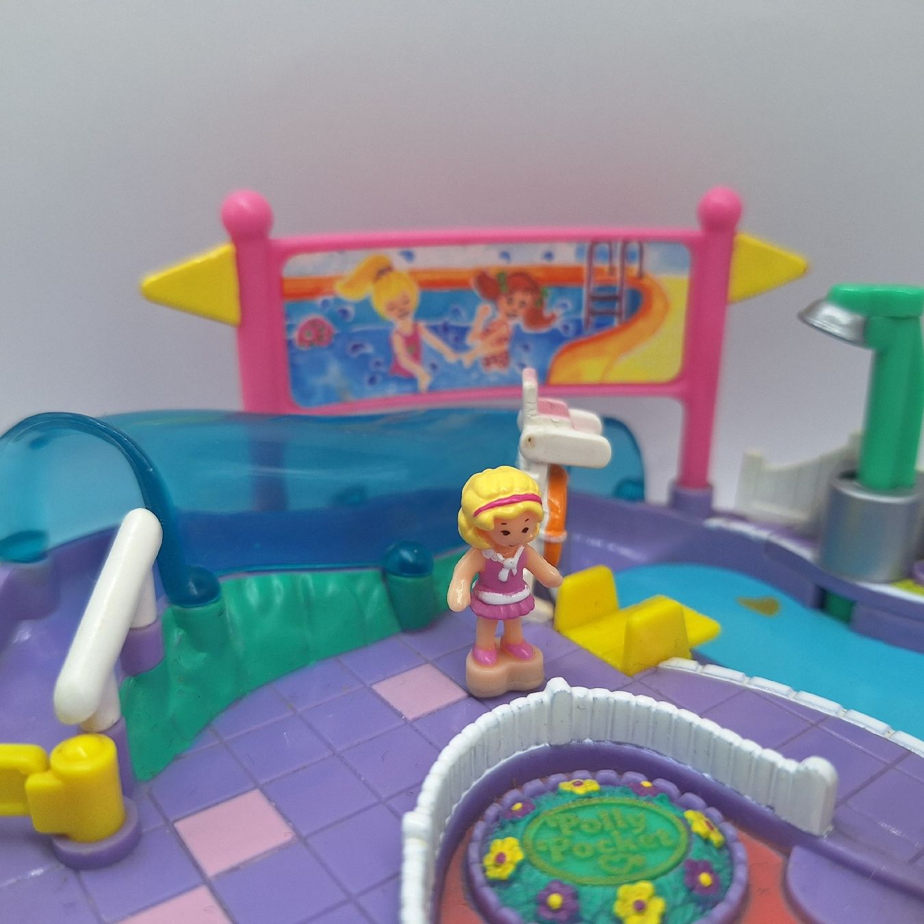 Polly Pocket Magical Swimabout 100% complet aimanté (D'occasion) à ...
