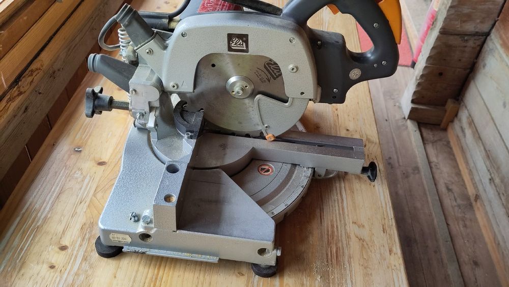 Elu Kapp- und Gehrungssäge (Gebraucht) in für CHF 102 – nur Abholung ...