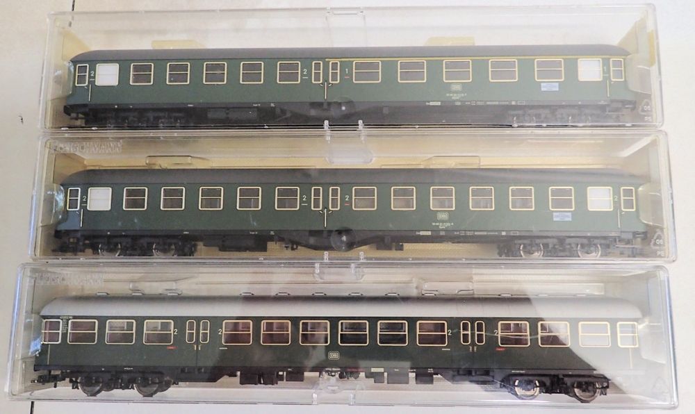 Fleischmann H0: 3 x DB Pwagen Regioverkehr 5665, 5666 & 5862 (Neu und ...