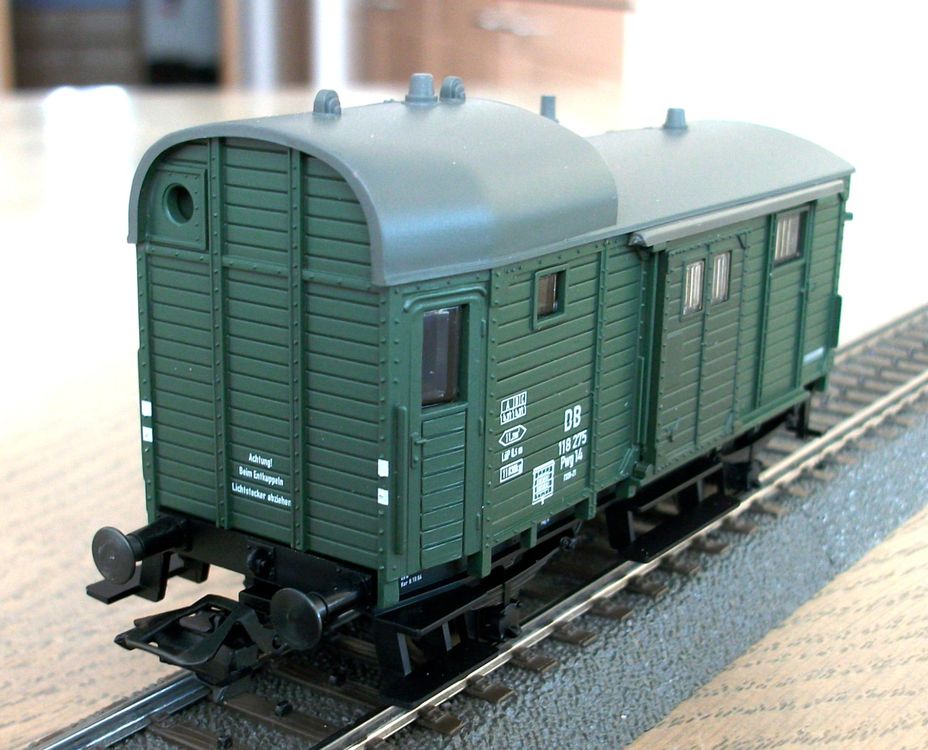 grüner Güterzug-Gepäckwagen Pwg 14; fabrikneu & OVP (Neu und ...
