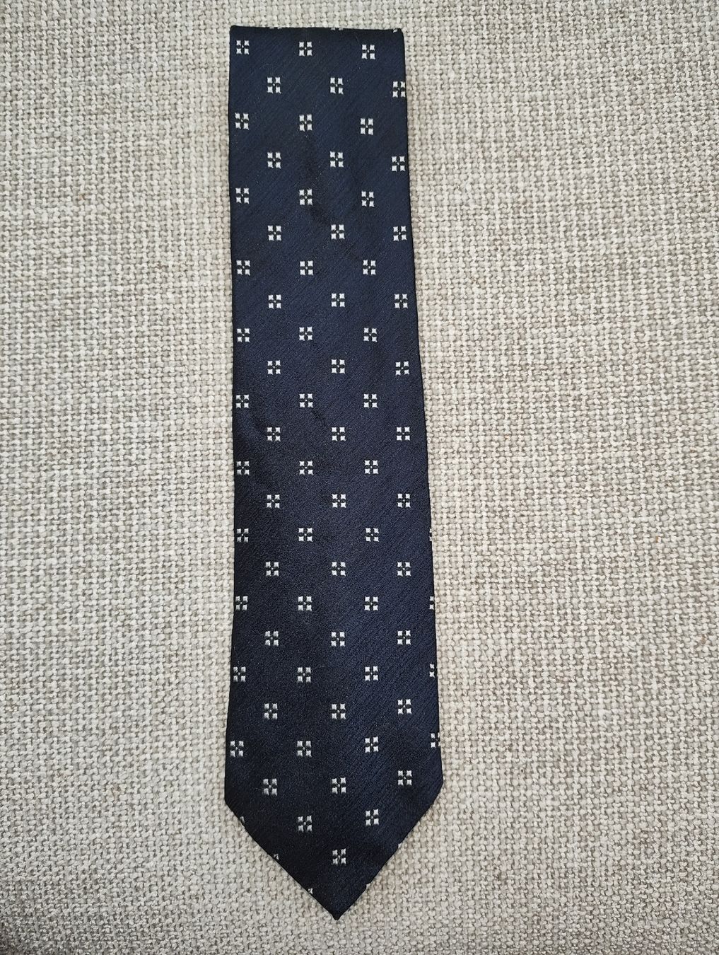 Hugo Boss Krawatte, Dunkelblau mit Muster, Top Zustand! (Gebraucht) in ...