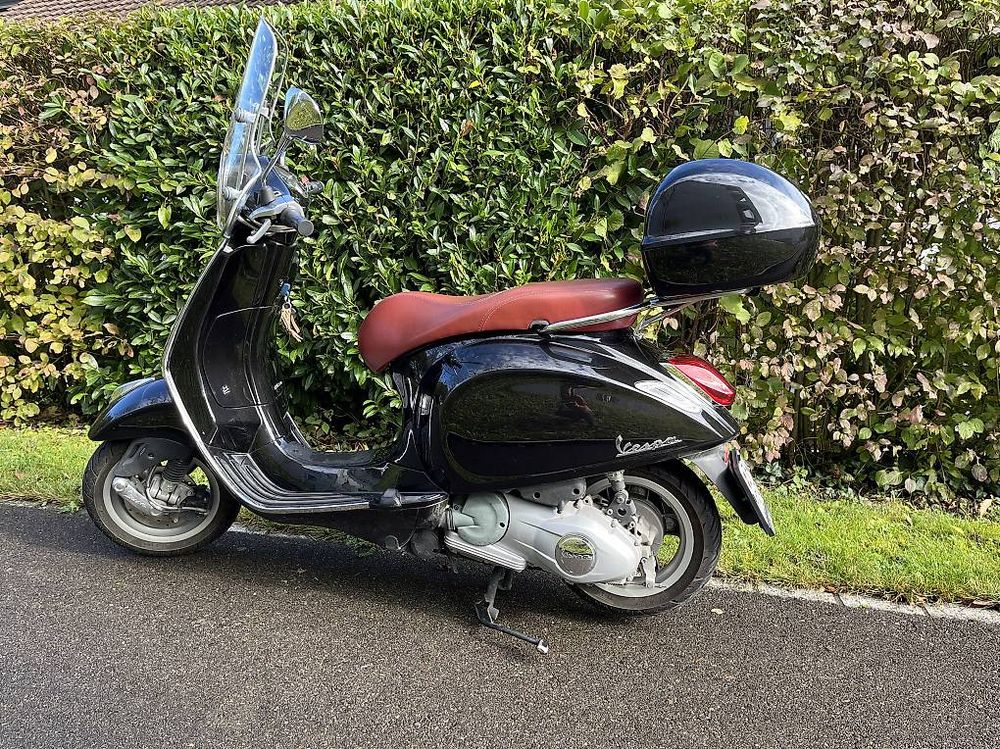 Vespa Vespa Primavera 3V 125ccm (Gebraucht) in Zürich für CHF 2500 – nur Abholung auf Ricardo kaufen