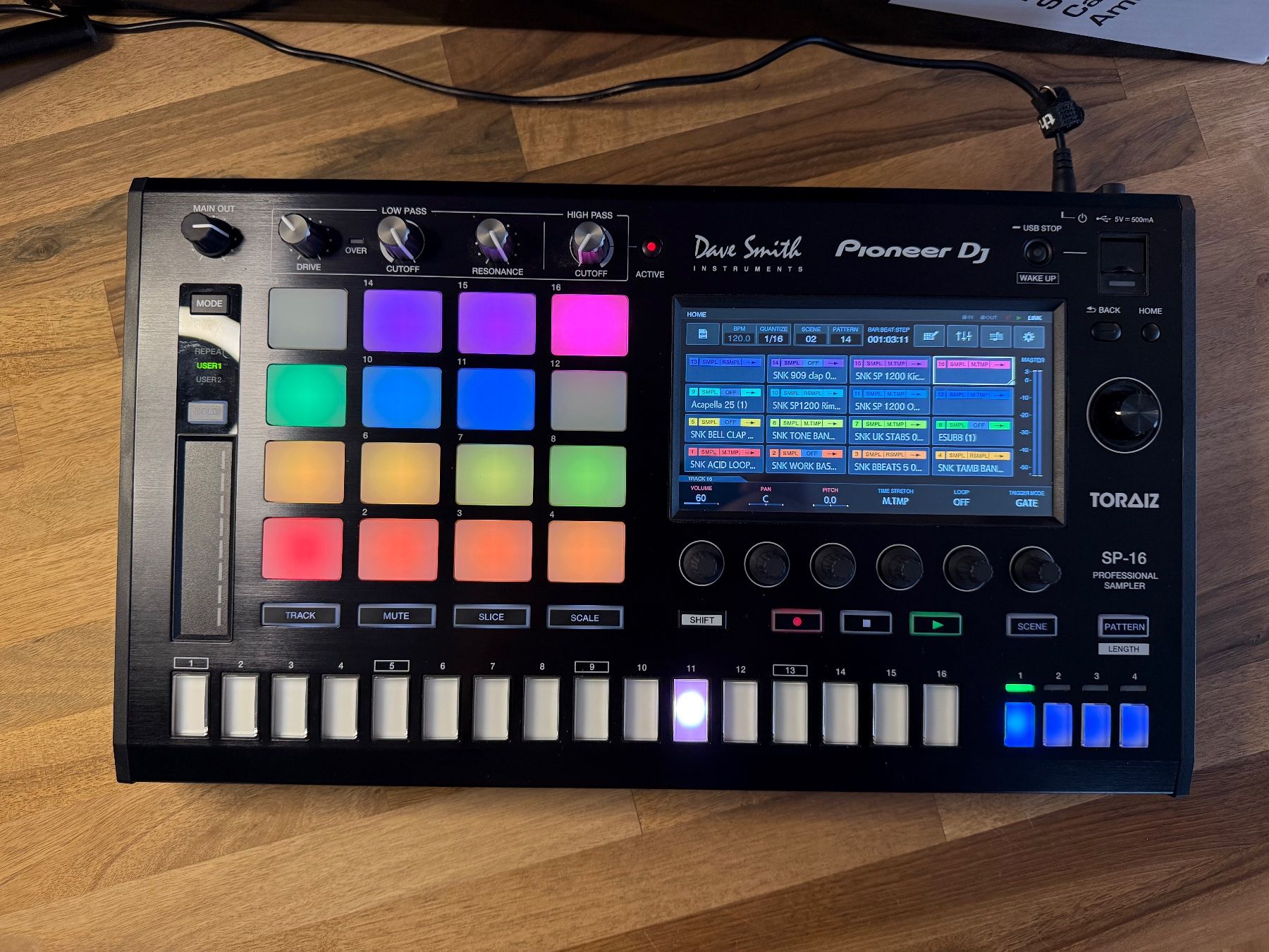 🎛 Pioneer DJ TORAIZ SP-16 – Sampler & Sequencer - OVP (Gebraucht) in ...