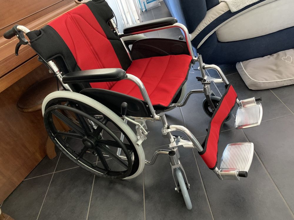 Chaise roulante (D'occasion) à Collombey pour CHF 150 – retrait ...