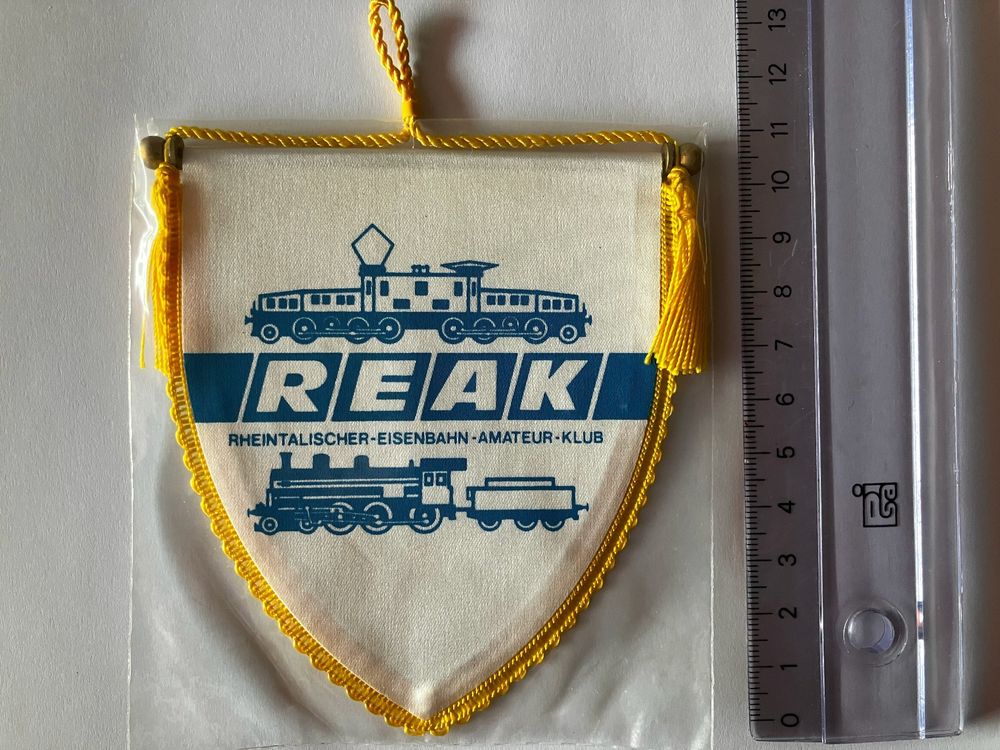 Vintage Fanion/Wimpel REAK KLUB (Neu und originalverpackt) in Gland für ...