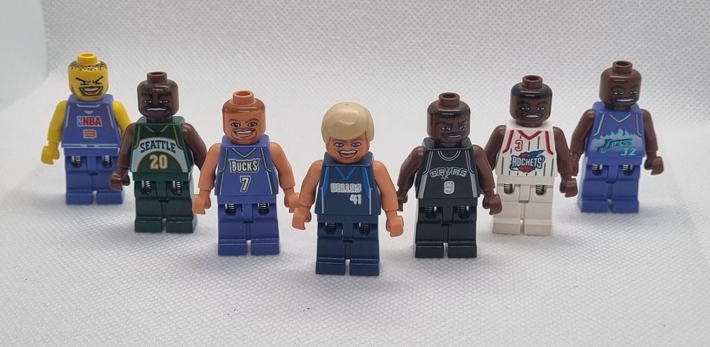 Lego NBA Basketball Figuren 7 Stück (Gebraucht) in Laufen für CHF 20 ...