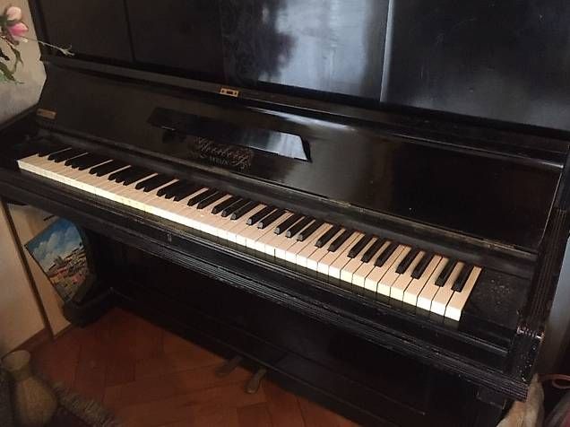Pianoforte verticale marca Heisberg Berlin "PREZZOREGALATO" (Gebraucht ...