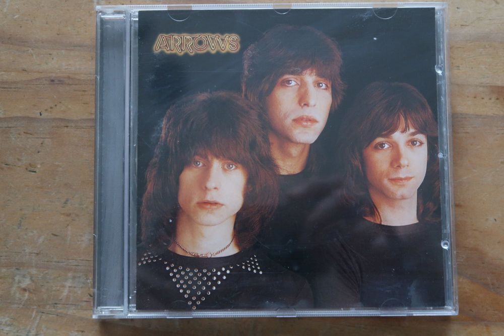 ARROWS - FIRST HIT - mit I LOVE ROCK'N'ROLL - CD (Gebraucht) in für CHF ...