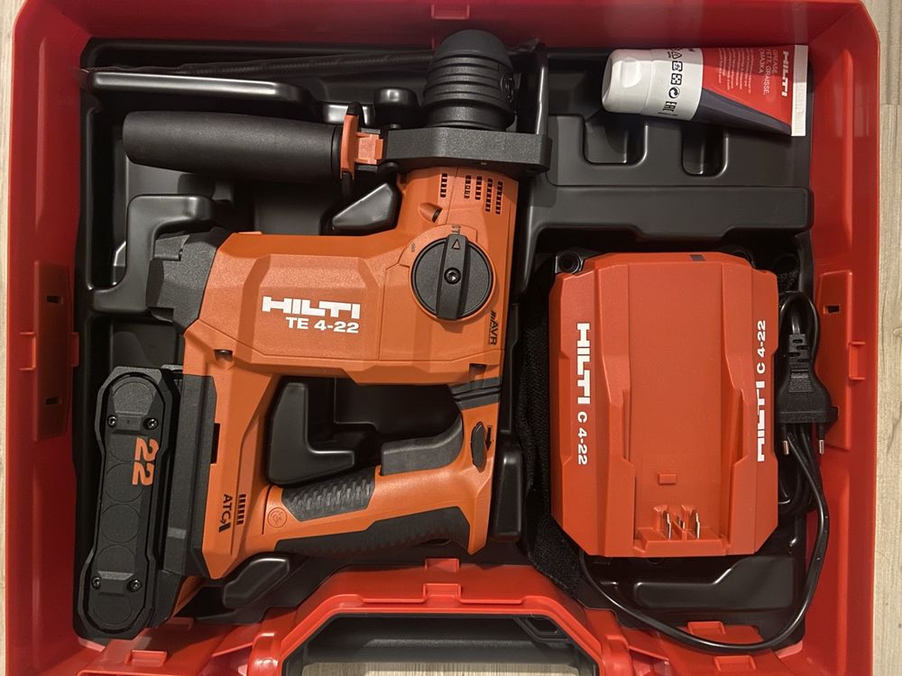 Perforateur/Akku-Bohrhammer Hilti Nuron TE 4 22 neuf (Neu und originalverpackt) in Echallens für ...