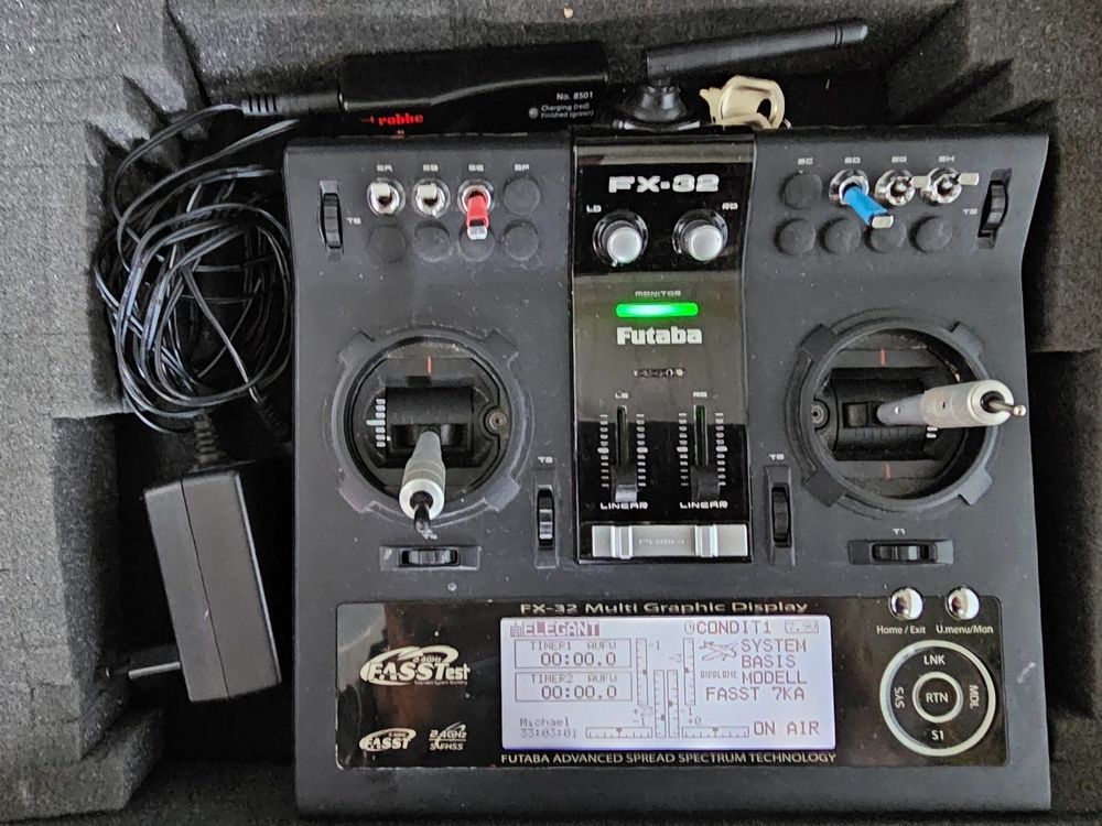 Futaba FX32 mit optionalen Knüppelschaltern und Koffer (Gebraucht) in Kriens für CHF 150 – mit ...