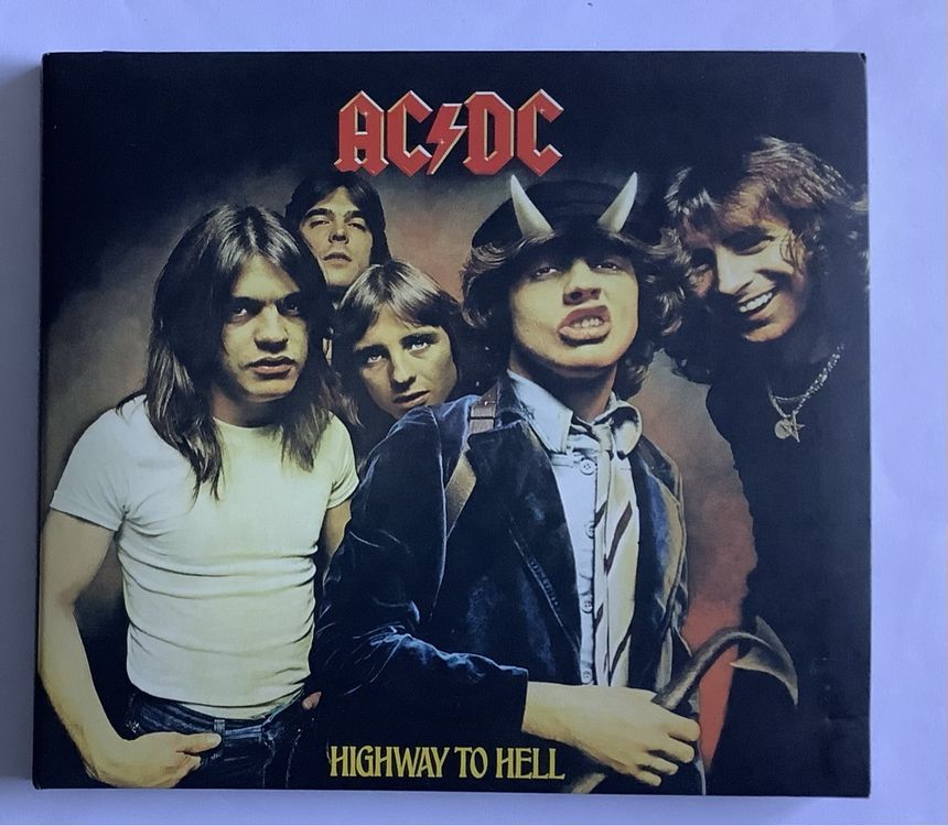 AC/DC—CD (Gebraucht) in Arcegno für CHF 7 – mit Lieferung auf Ricardo ...