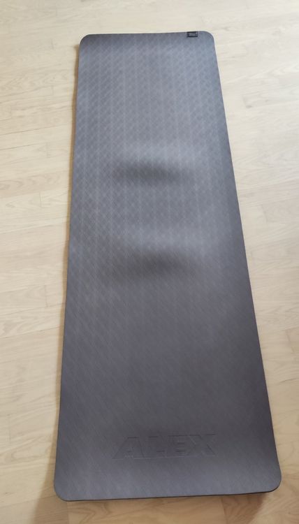 Sport matte (Gebraucht) in Winterthur für CHF 10 – nur Abholung auf ...