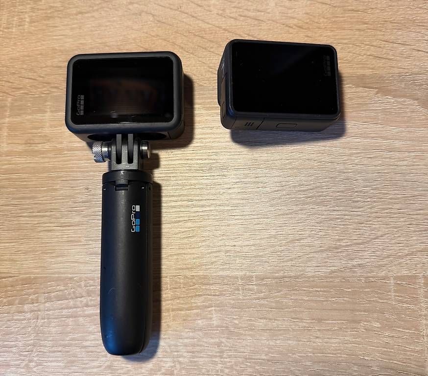 GoPro Hero 7 und Hero 8 mit diversem Zubehör (Gebraucht) in Hinteregg ...