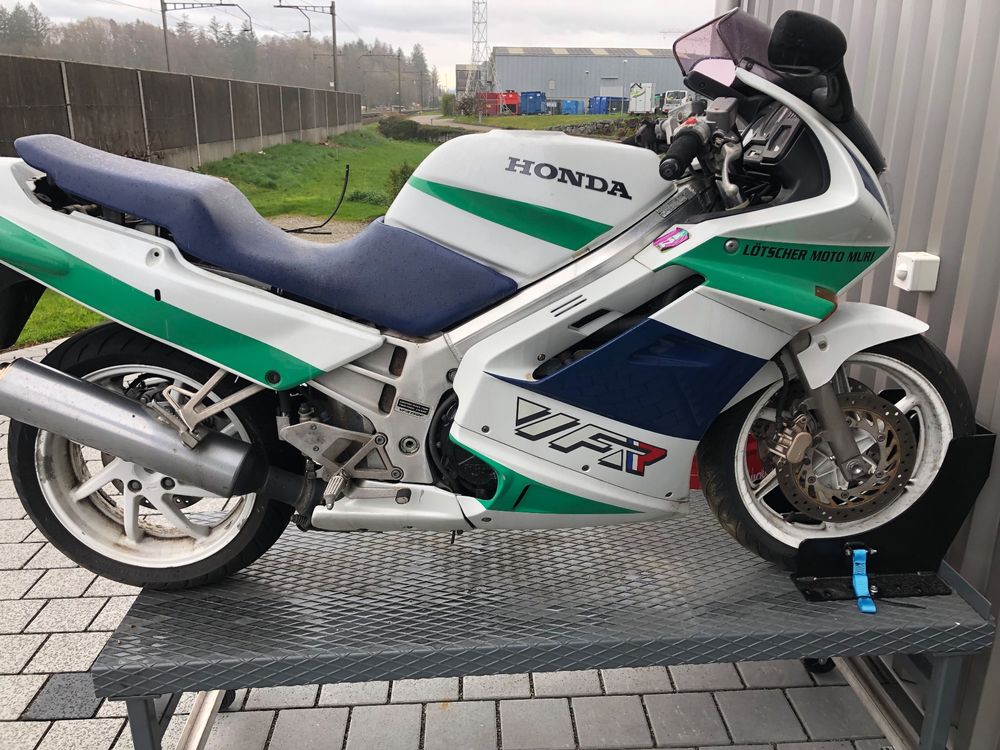 Honda VFR 750 | Kaufen auf Ricardo