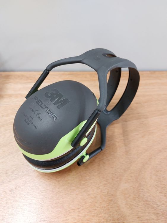 3M Peltor Gehörschützer X4A (Neu (gemäss Beschreibung)) in Urdorf für CHF 15 – mit Lieferung auf ...