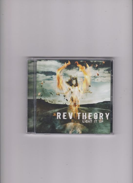 Rev Theory - light it up (Gebraucht) in Bex für CHF 2 – mit Lieferung ...