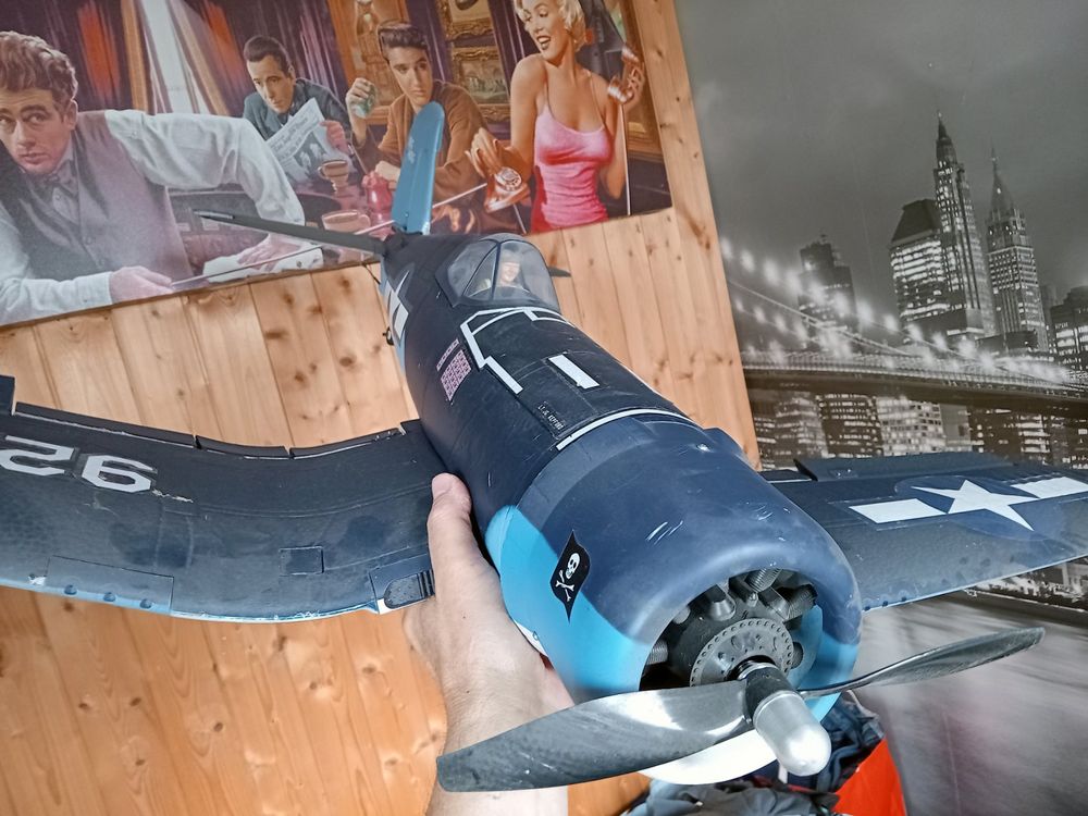 4 Flugmodelle mit FS plus diverses RC Material | Kaufen auf Ricardo