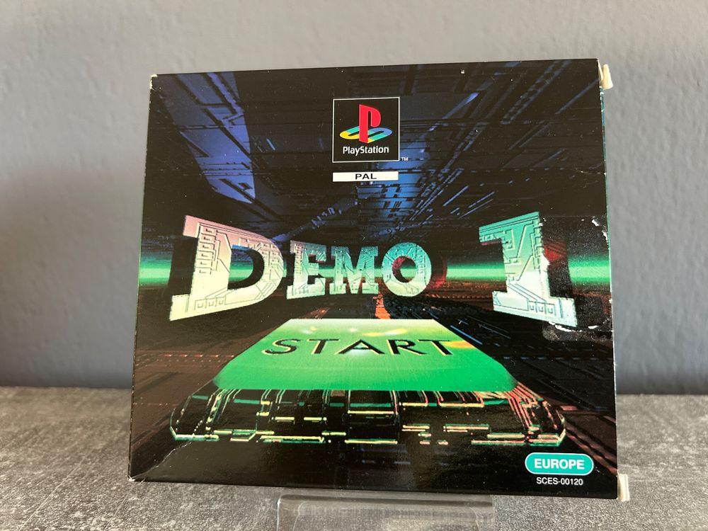 Demo One 1 - PAL - PS1 (Gebraucht) in Oberglatt ZH für CHF 21.9 – mit Lieferung auf Ricardo kaufen