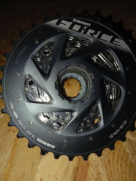 Sram Force AXS Kassette 12-Gang 10-33z (Gebraucht) in Langendorf für ...