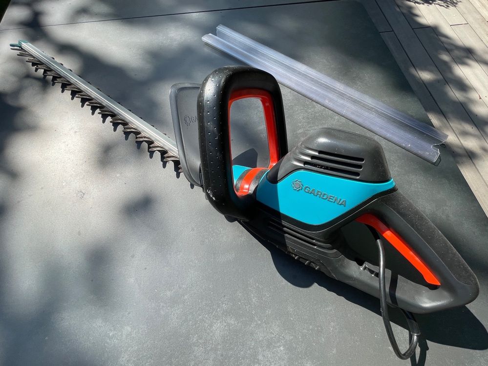 Heckenschere Gardena Comfort Cut 550/50 neuwertig (Gebraucht) in ...