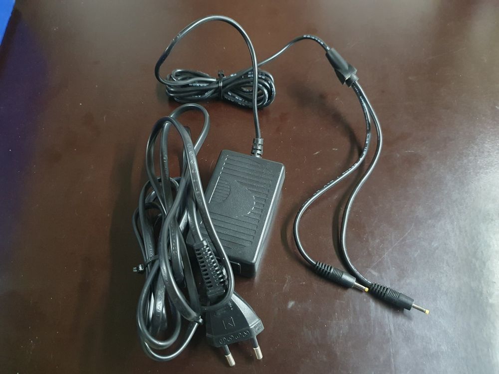 PowerBox 220V Akku Ladegerät | Kaufen auf Ricardo