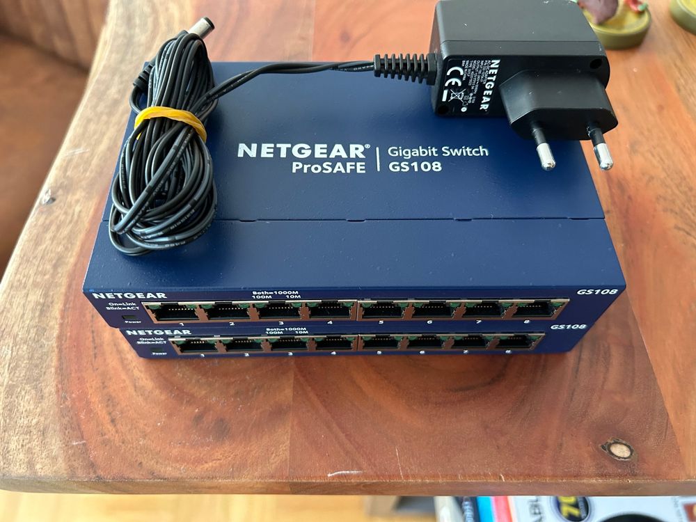 2x Netgear Prosafe GS108 Switch (Gebraucht) in Amriswil für CHF 3 – mit ...