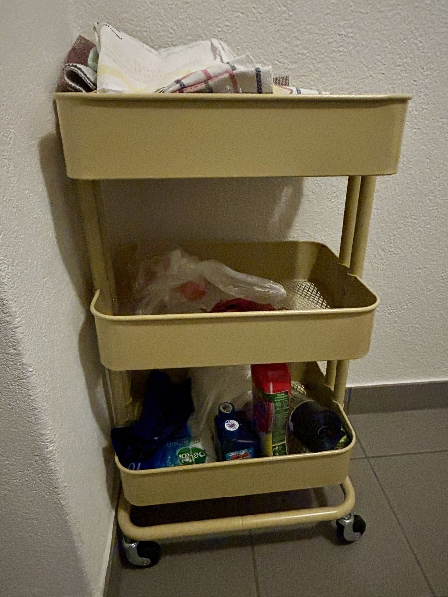 IKEA Raskog yellow trolley (Gebraucht) in Zürich für CHF 10 – nur ...