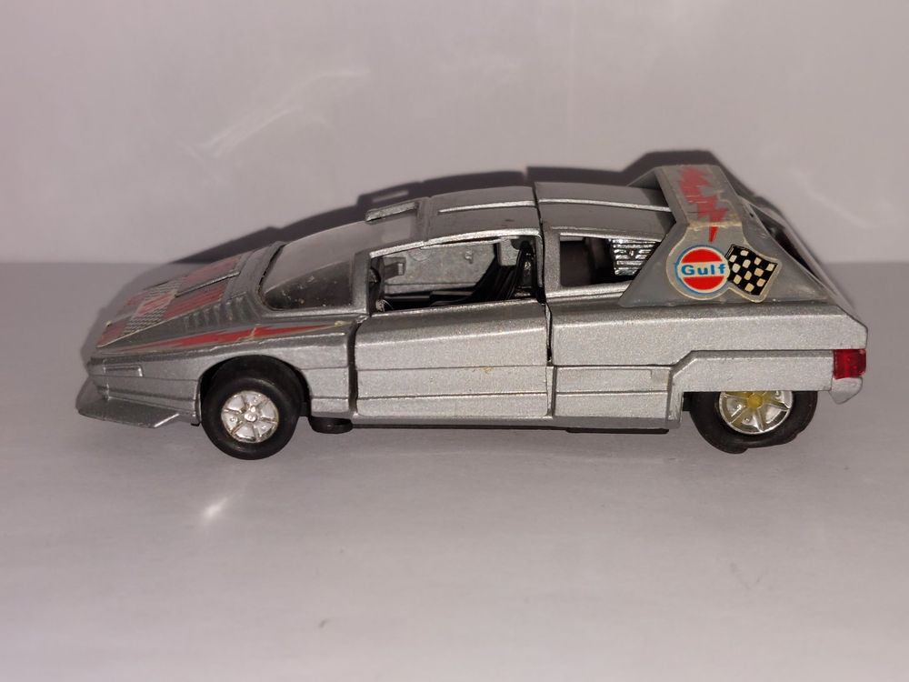 Alfa Romeo Navajo Concept Bertone 1:36 SS 905 | Kaufen auf Ricardo