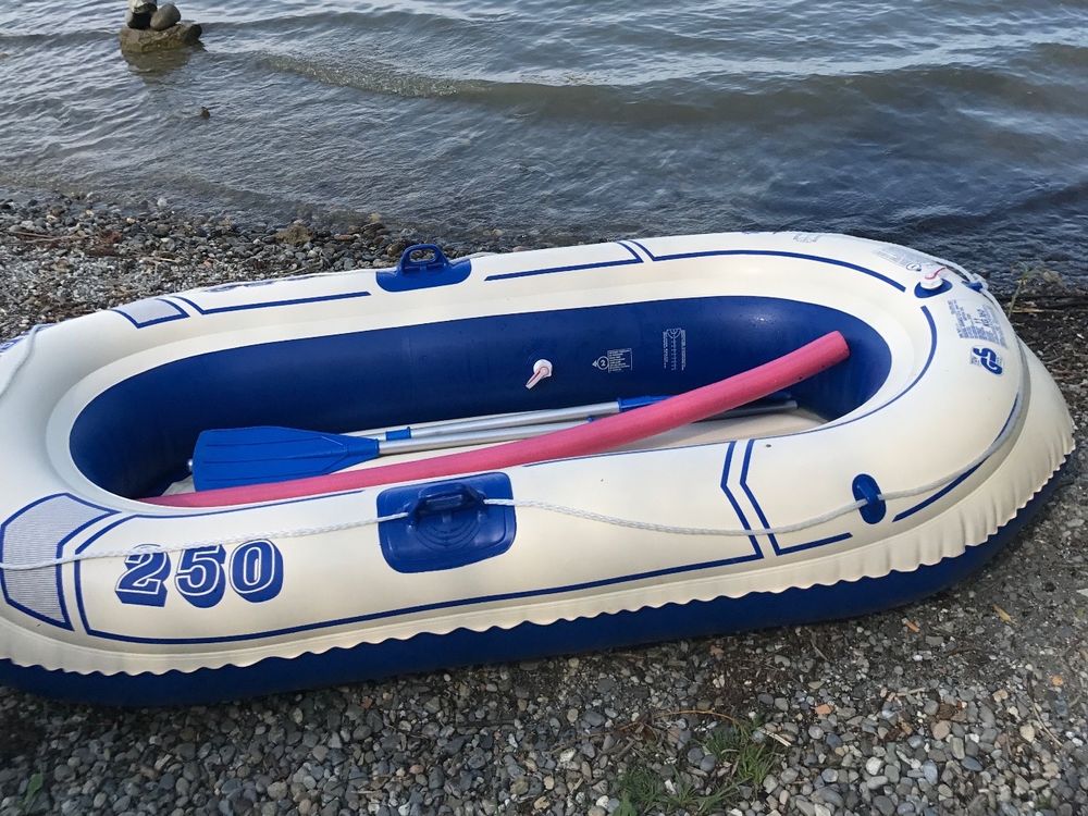 Schlauchboot (Gebraucht) in Zuzwil SG für CHF 17.5 – nur Abholung auf Ricardo kaufen