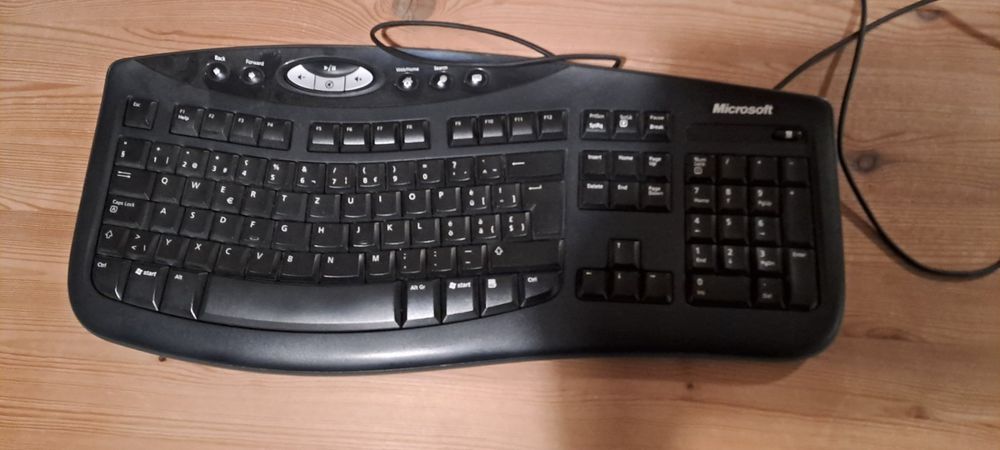 PC-Tastatur, Microsoft Comfort Curve KB 2000. | Kaufen auf Ricardo