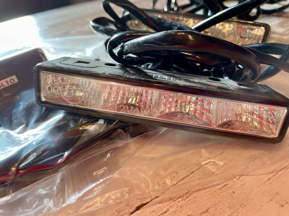 PHILIPS DayLight 4 LED-Tagfahrlicht-Set 12820WLEDX1 | Kaufen auf Ricardo