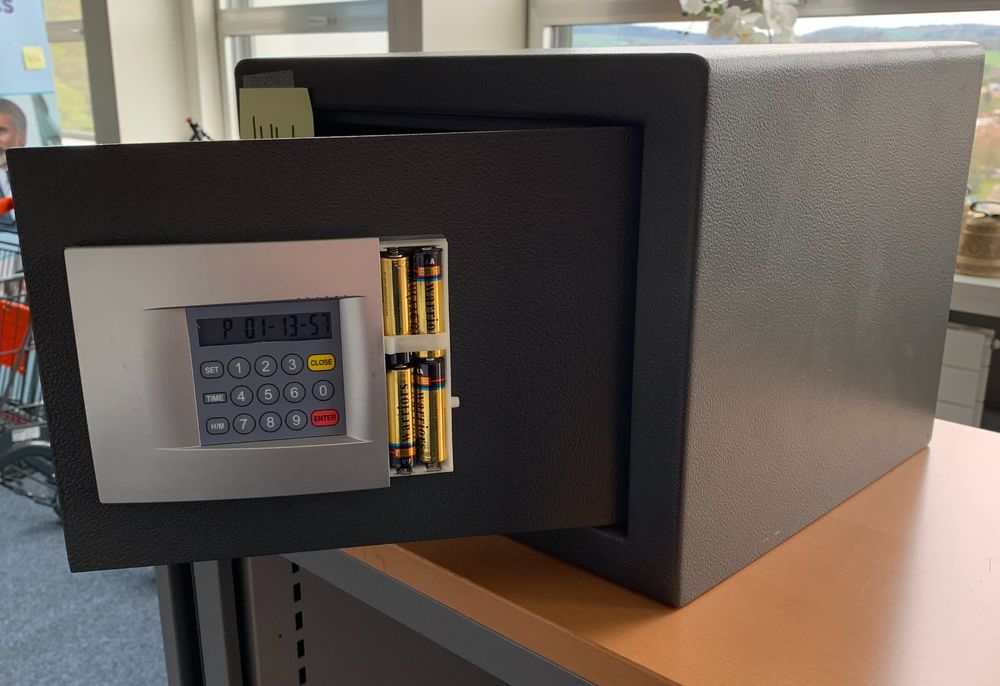 Tresor Burg Wächter pointsafe | Kaufen auf Ricardo