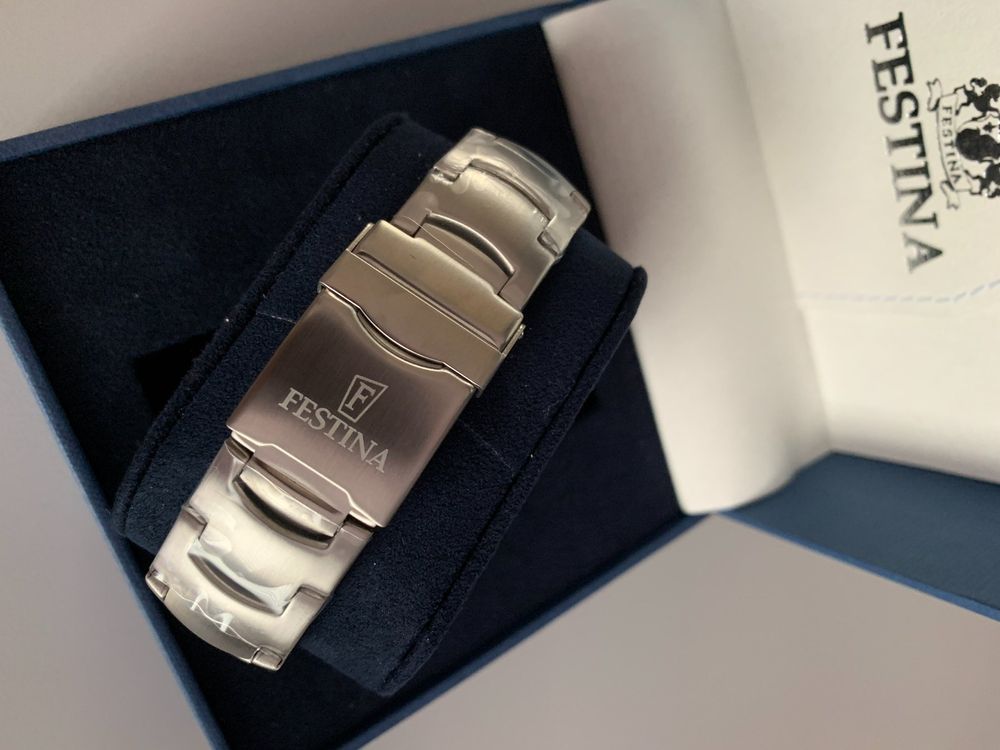 Festina Herren Chronograph F6698/2 Edelstahl | Kaufen auf Ricardo