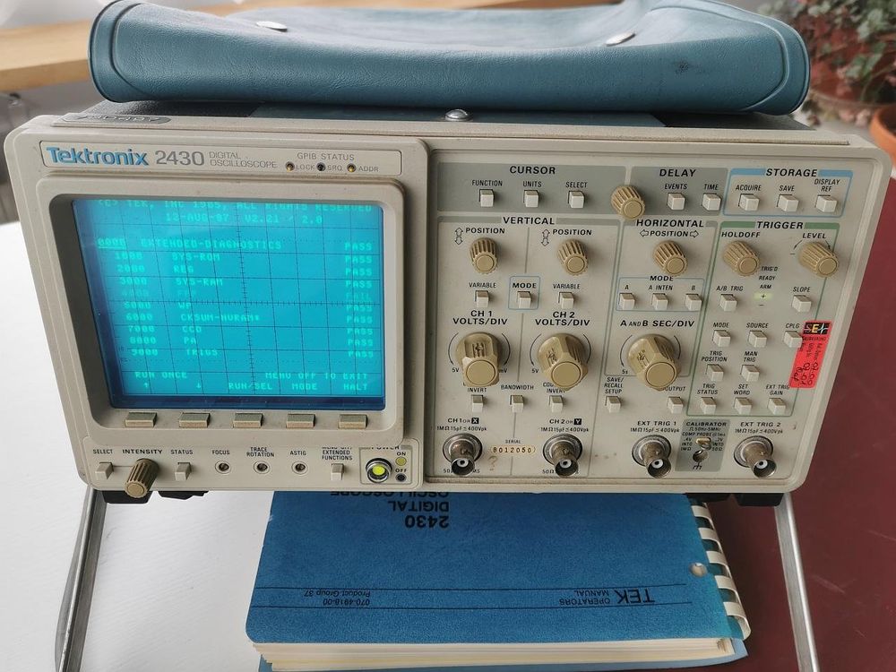 Oszilloskop Tektronix 2430 100M/s | Kaufen auf Ricardo