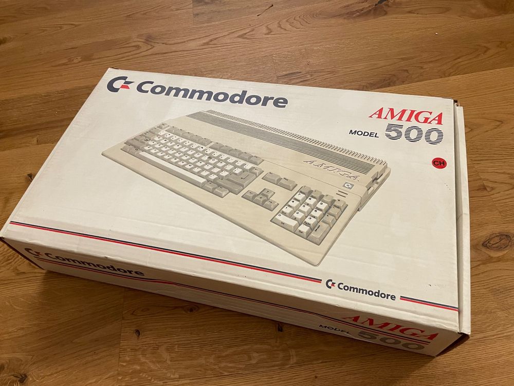 Commodore Amiga A500 komplett mit Farbmonitor und Laufwerk (Defekt) in ...