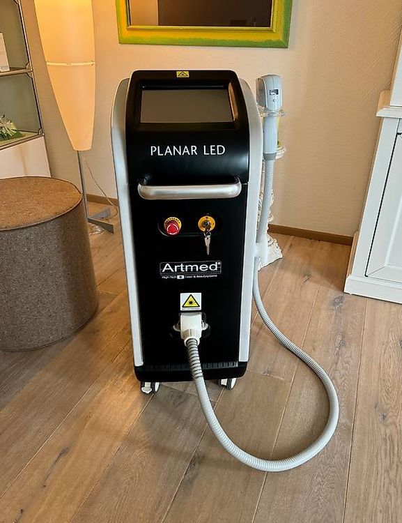 Lasergerät Artmed Opera VII (Gebraucht) in Sachseln für CHF 5500 – nur Abholung auf Ricardo kaufen