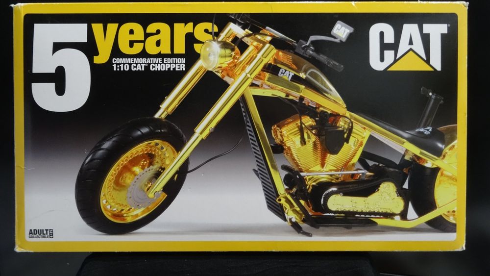 Auto World, CP 5701, 1:10, CAT Chopper, Gold, 5 Years, oCc (Neu (gemäss Beschreibung)) in Kloten ...