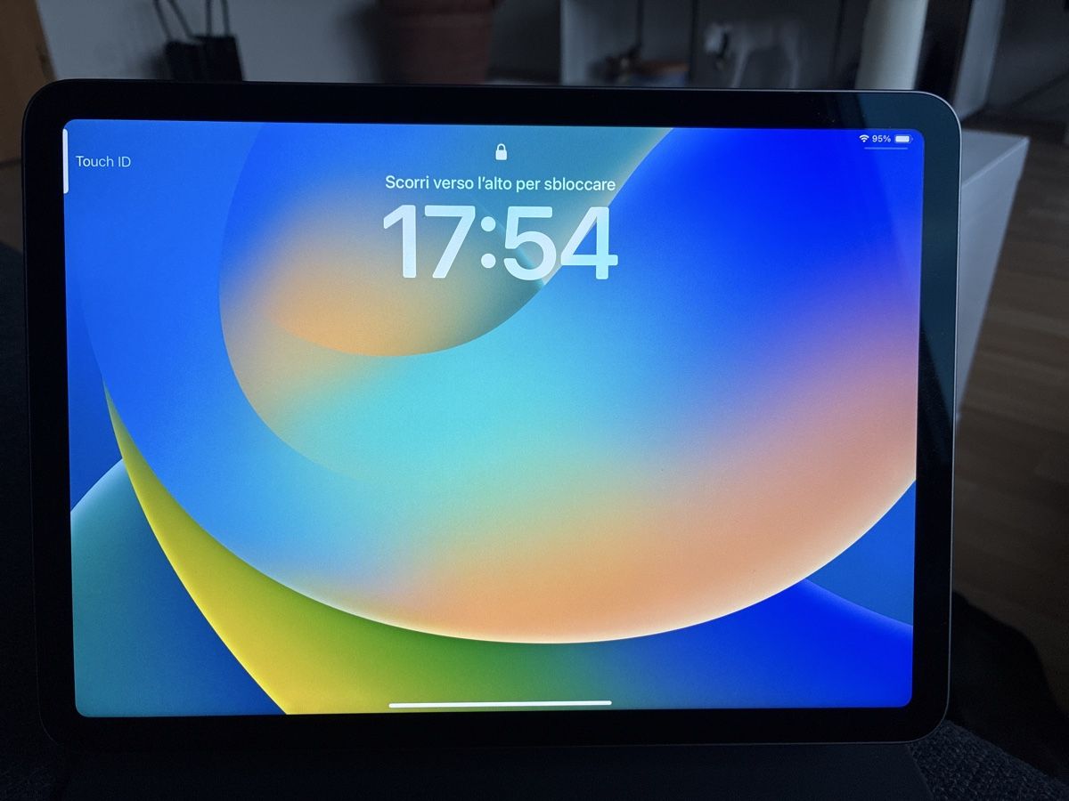 IPAD AIR WI-FI 256GB SPACE GRAY(5th)+IPAD MAGIC KEYBOARD 11 (Gebraucht ...