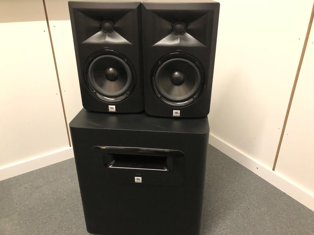 Set aus JBL LSR305/LSR310s (2/2) (Gebraucht) in Glattpark (Opfikon) für ...