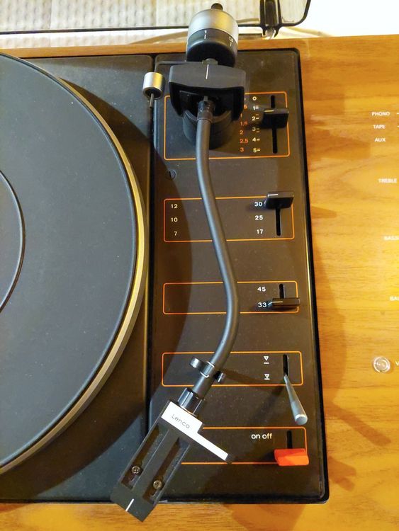 Lenco L660 Kompaktanlage mit Plattenspieler L84 (Gebraucht) in Buchs ZH ...
